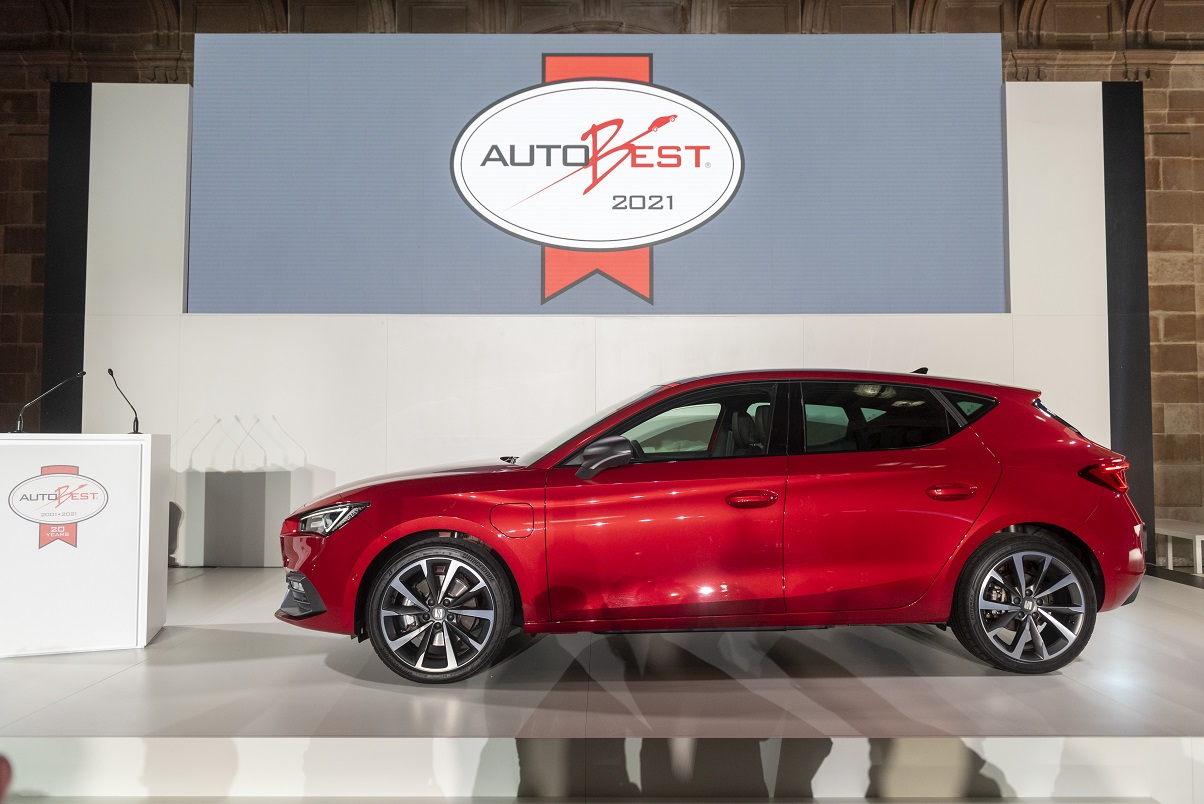 Seat Leon Recebe Prémio Na Gala Autobest Automais