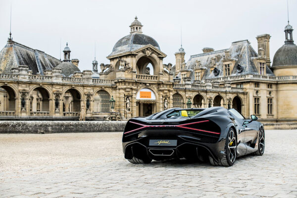 Bugatti Mistral faz a sua estreia europeia no Chantilly Arts & Elegance ...