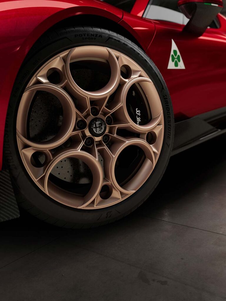 Alfa Romeo 33 Stradale: “La vera Meravigliosa Creatura” | AutoSport