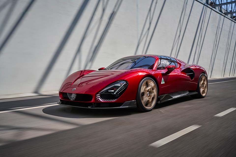 Alfa Romeo 33 Stradale: “La vera Meravigliosa Creatura” | AutoSport