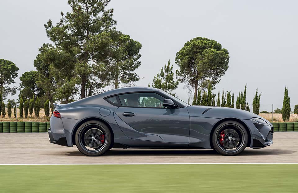 Toyota GR Supra Legacy 3.0 Turbo – Ensaio Teste | Automais