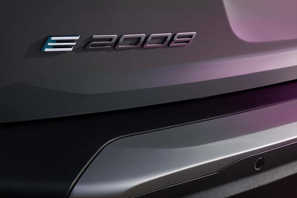 Peugeot e-2008 GT Eletrico 156 cv– Ensaio Teste | Automais