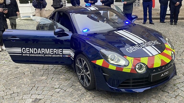Audi RS6 vs Alpine A110 S: Apesar dos 272 km/h, “ganhou” Alpine da ...