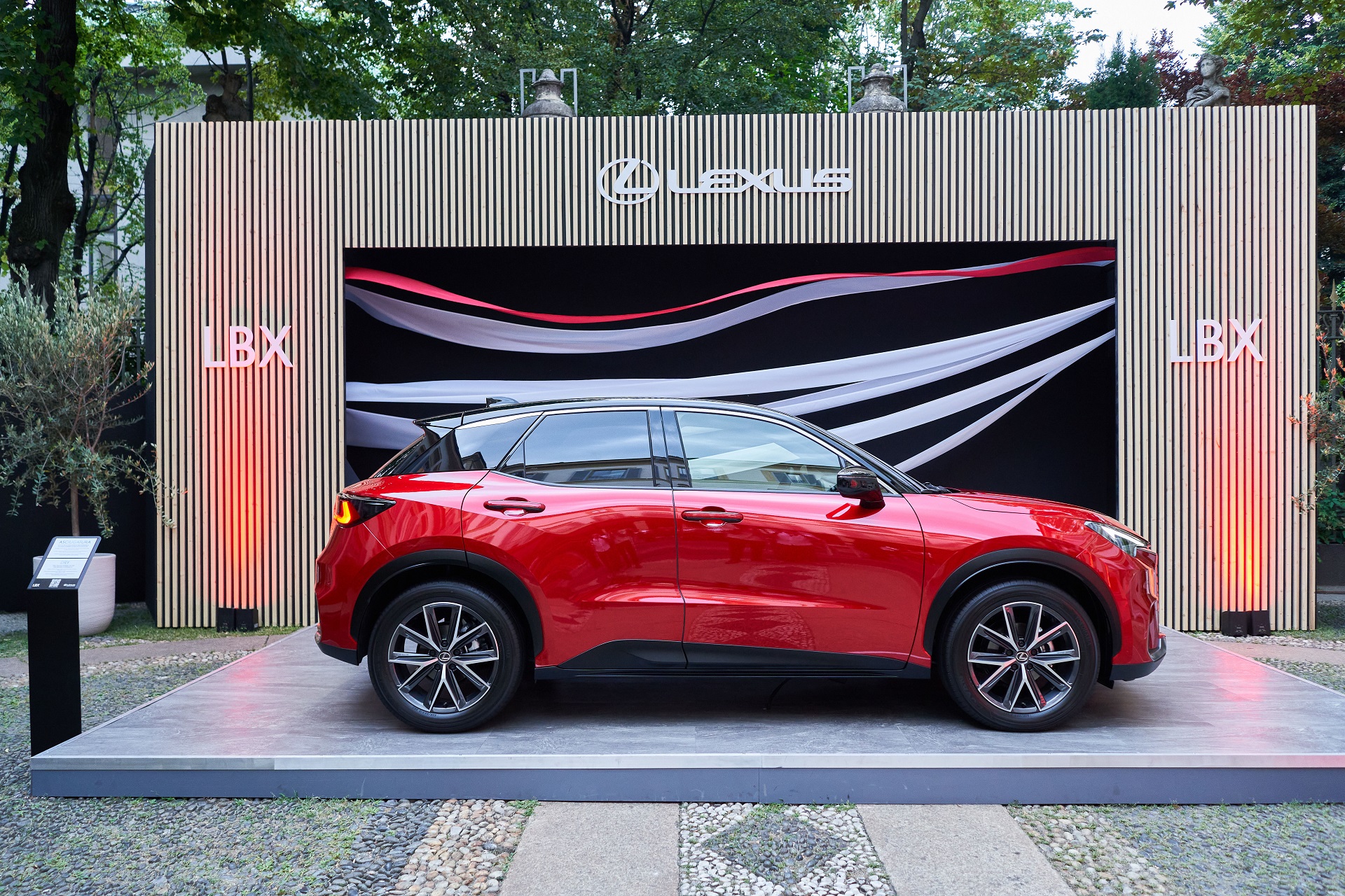 LBX: O novo SUV Compacto da Lexus, já disponível em Portugal | Automais